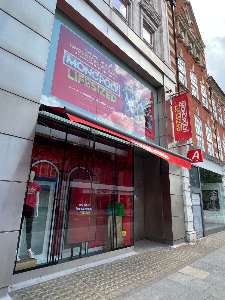 Monopoly Lifesized – London – Go everywhere, Do everything