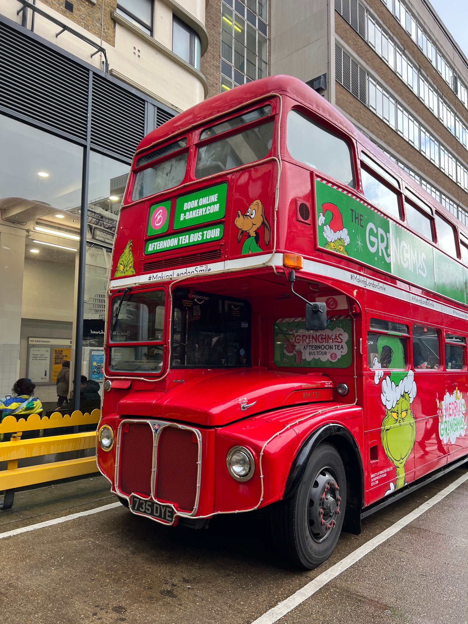 Grinchmas Afternoon Tea Sightseeing Bus Tour with Brigit’s Bakery ...